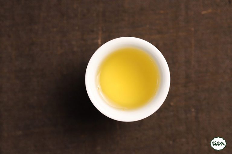 Hướng dẫn cách pha trà ngon với 7 bước chuẩn vị