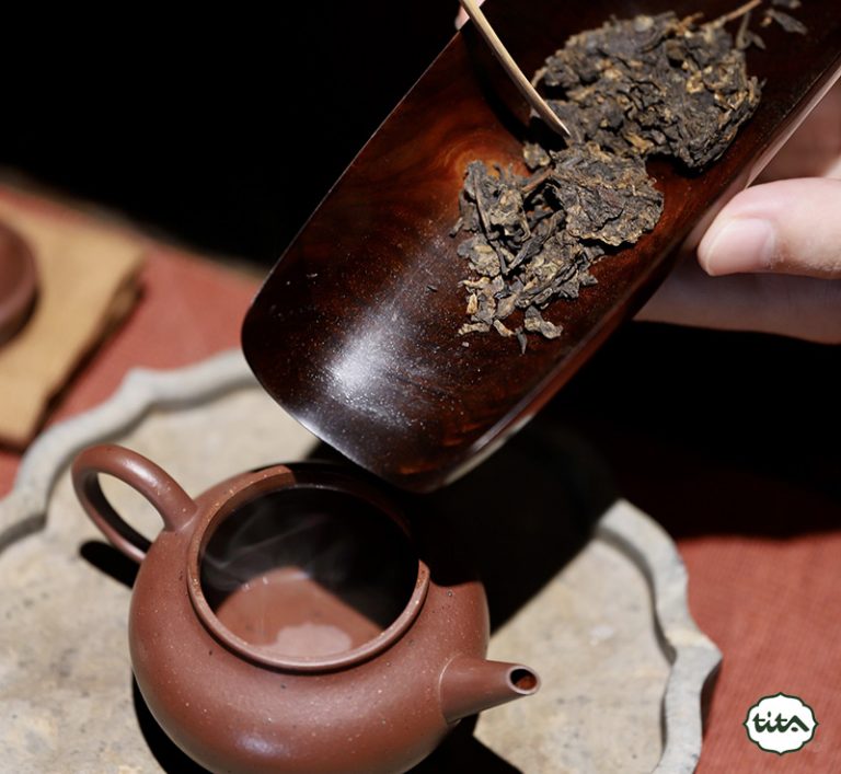 Hướng dẫn cách pha trà ngon với 7 bước chuẩn vị